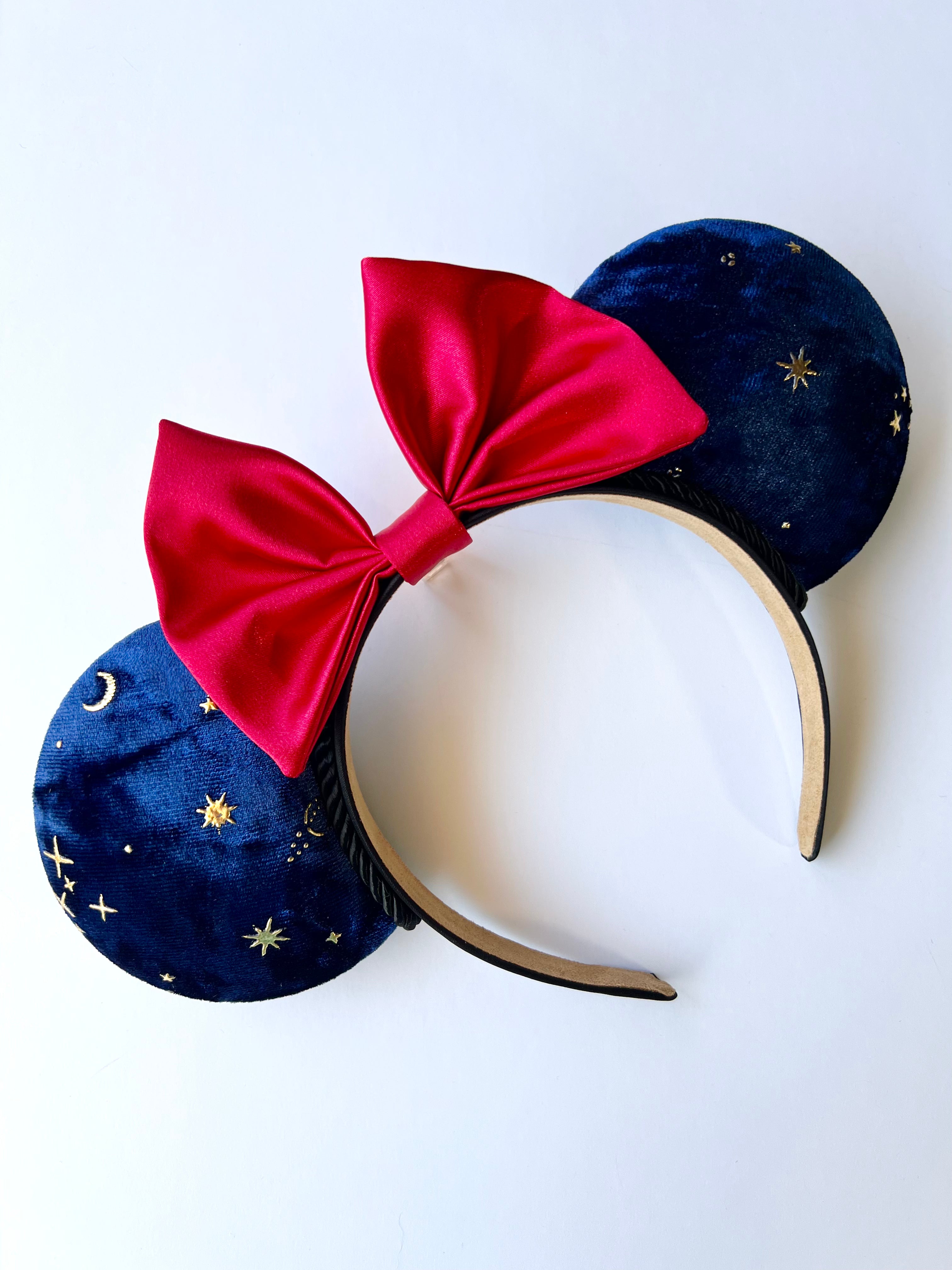 Sorcerer’s Apprentice – Liana's Dazzling Designs